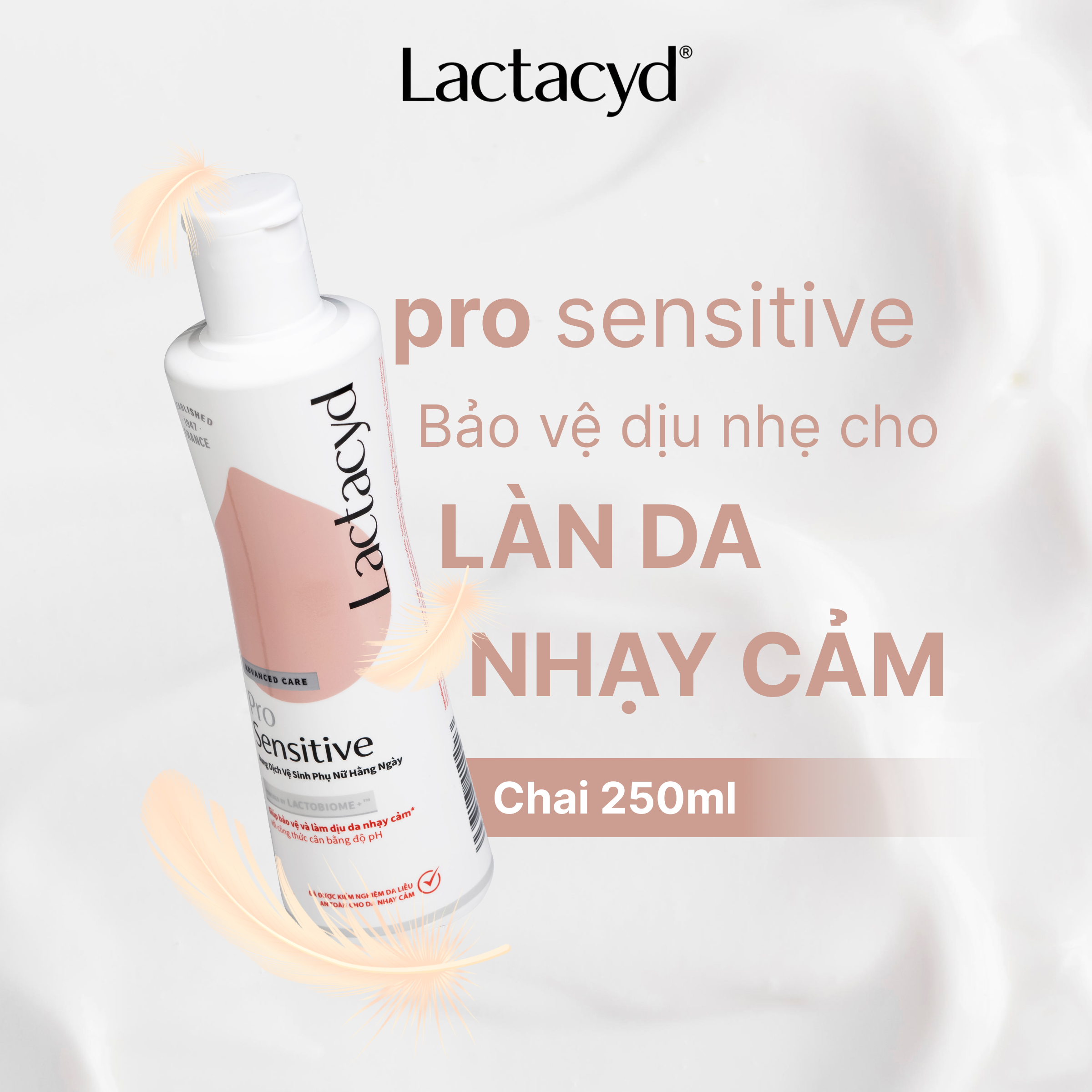 Dung dịch vệ sinh phụ nữ Lactacyd Pro Sensitive (Chai lớn)